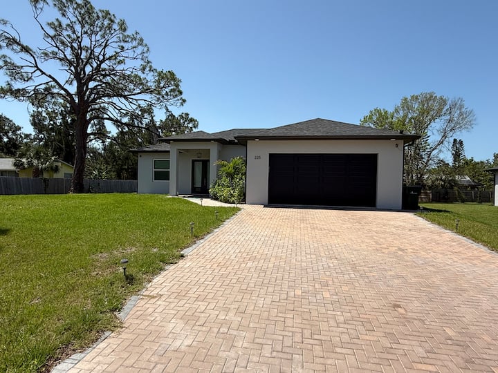 Two Rooms In Nokomis Florida - Venice, FL