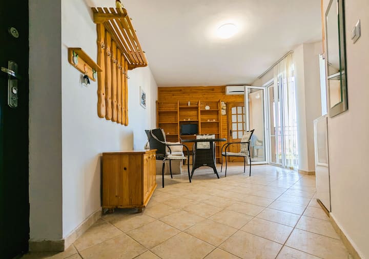 Akrotiri 2br Apartment - Sozopol