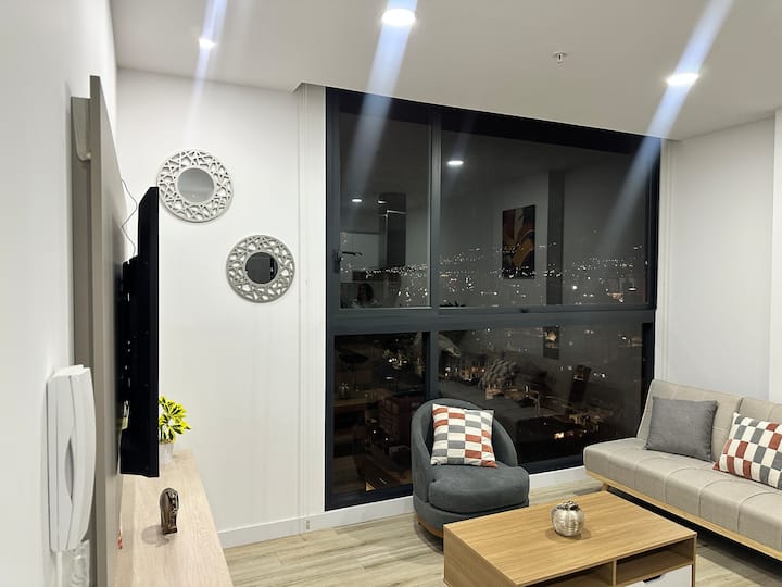 Elegante Apartamento Con Parqueadero Incluido - Quito