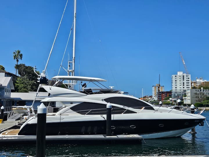 Affordable Luxury On Sydney Harbour - North Sydney