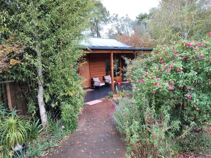 Bluegum Cottage - Healesville Sanctuary