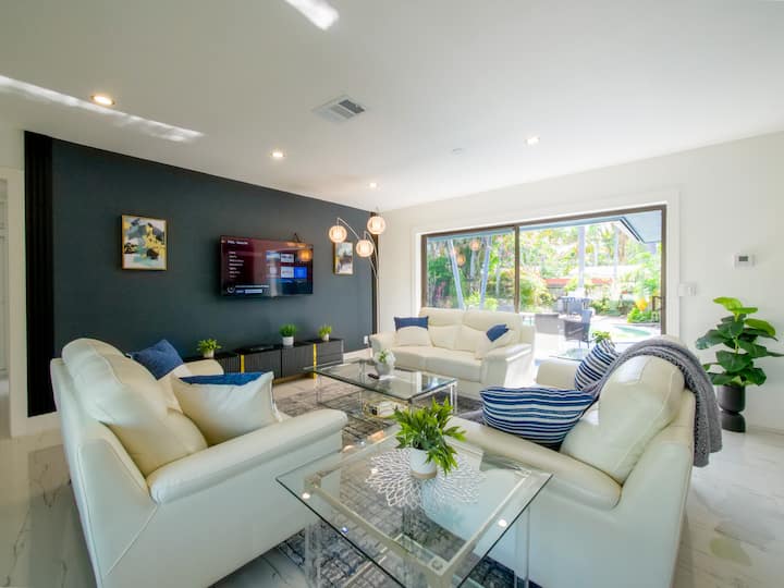 Luxury 3bed/2bath/pool/grill/parking In Hollywood - Hollywood, FL