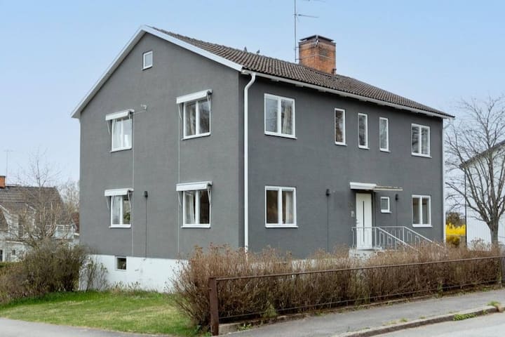Barnvänlig Lägenhet I Vimmerby - Vimmerby