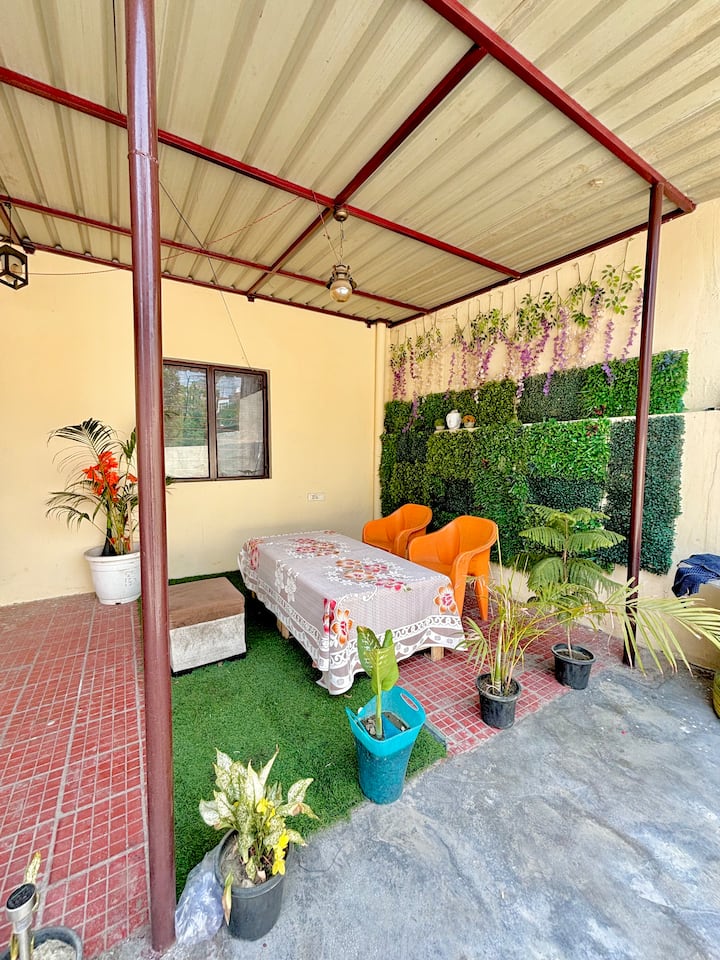 Private 2bhk Villa Retreat Noida - Ghaziabad