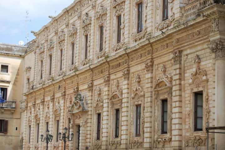 All'ombra Del Centro Storico Di Lecce - Lecce