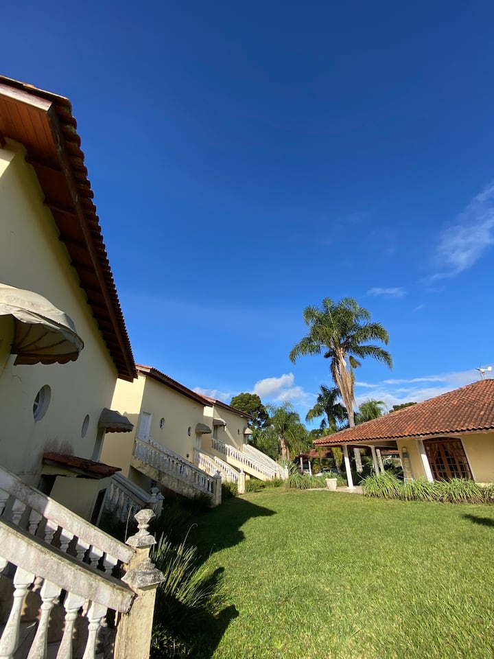 Quarto 06 - São José dos Pinhais