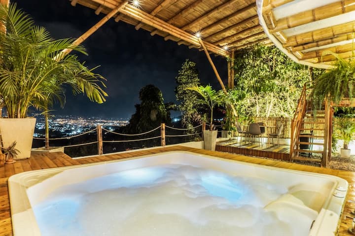 Cabaña Con Vista Panoramica, Desayuno Y Jacuzzi - Marsella