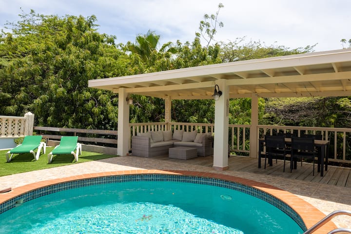 Ruim Familiehuis Met Privé Tuin Met Zwembad - Aruba