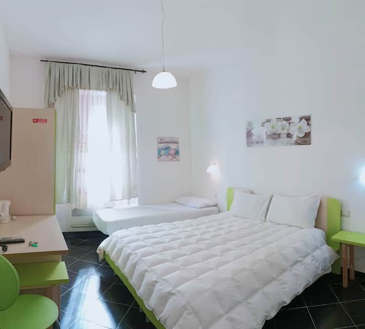 Camera Tripla Con Bagno Privato - Alghero