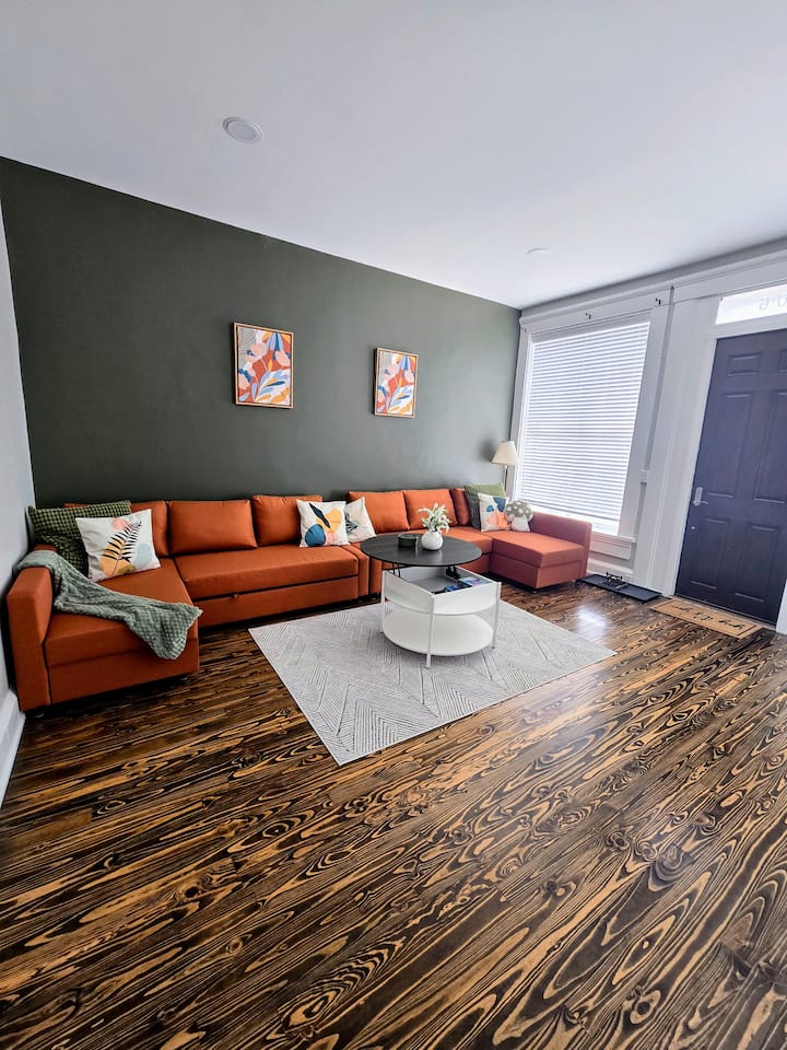 Historic Meets Modern In The Cov - Covington, KY