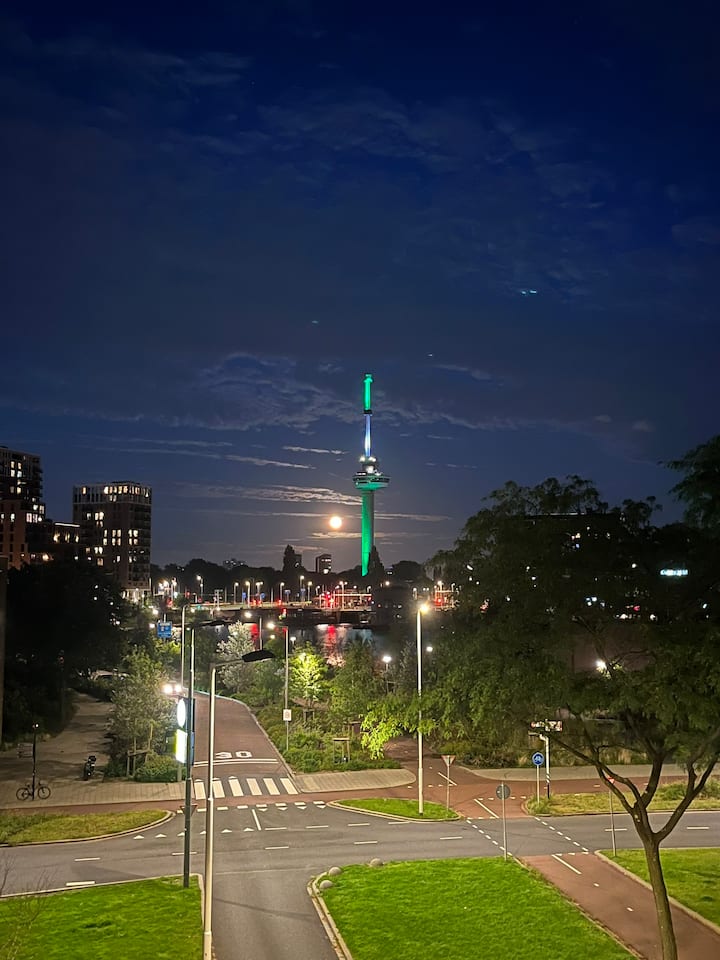 Amazing Apartment With Euromast View - Rotterdam