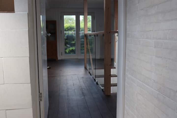 Loft In Poole - ボーンマス