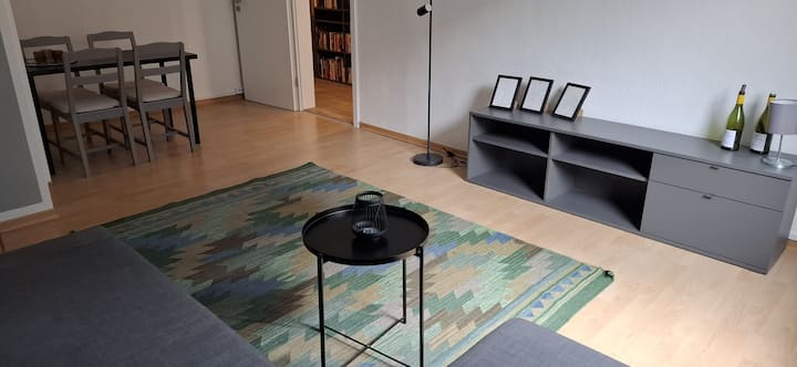 Gemütliche 2-zimmer In Der List - Hannover Hbf - Train Station