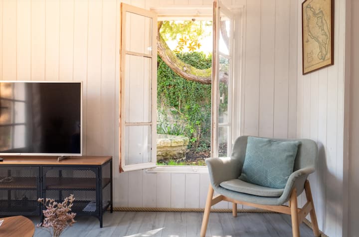 Cabanon Pittoresque Entre Mer Et Forêt - Île d'Oléron