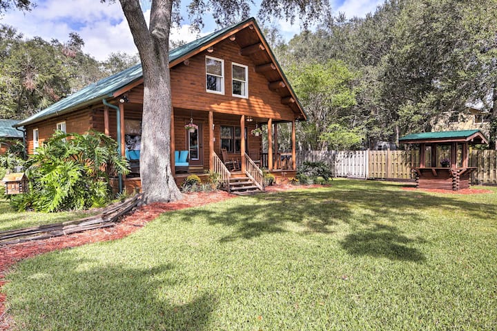 Peaceful Cabin | Dock, Launch, Views, Lakefront - Crescent City, FL
