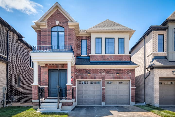 Ravine Retreat | Chef Kitchen | Toronto Zoo | Spa - Pickering