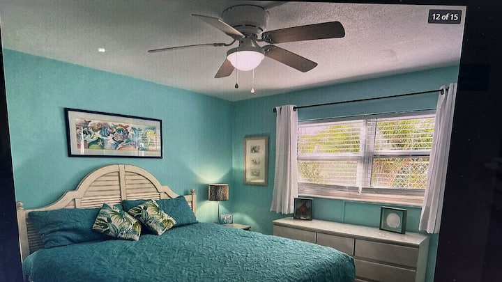 Cozy Condo @Mid Mari #105, 5min Walk To The Beach. - Pompano Beach, FL