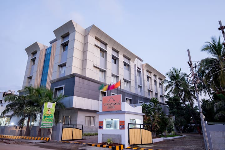 Luxury Rooms Opp Railway Station - Rameswaram