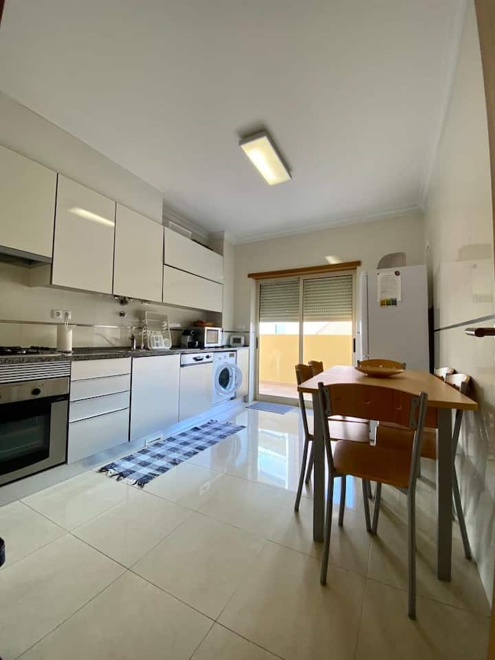 Belíssimo Apartamento Em Lagos - Lagos