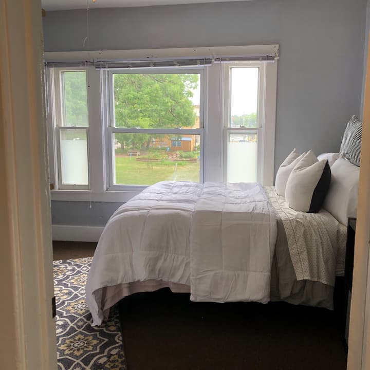 3 Bedroom Cozy Home - Decatur, IL