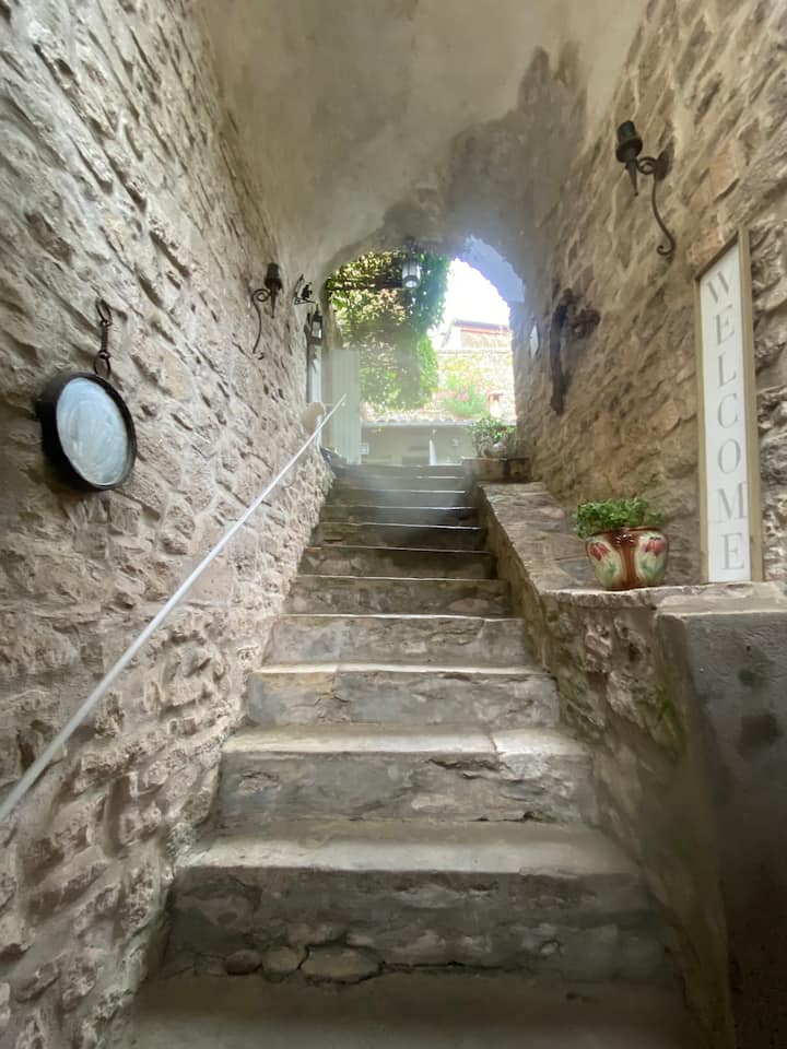 Chambres D’hôte De Charme Dans Maison De Village - Alès