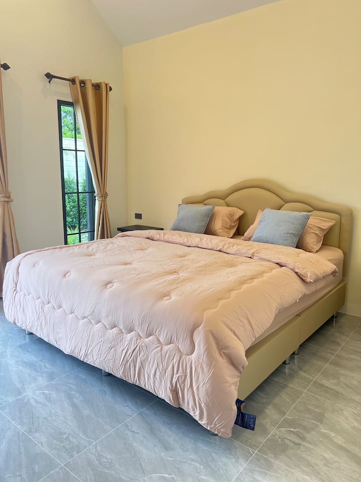 Baantonlom Suvarnabhumi Villa 3 - Bangkok