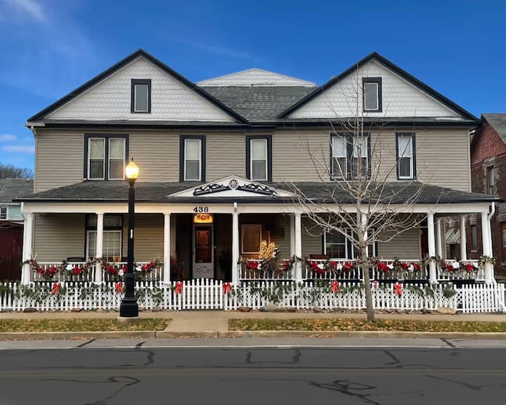 New Traditions In Heart Of Downtown Declan  House - Fort Wayne, IN