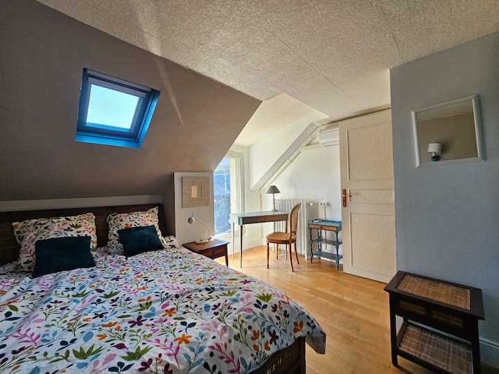 Chambre, Sdb Privée, Cuisine - Le Mans