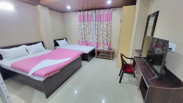 Hotel Diksha Homes - Gangtok