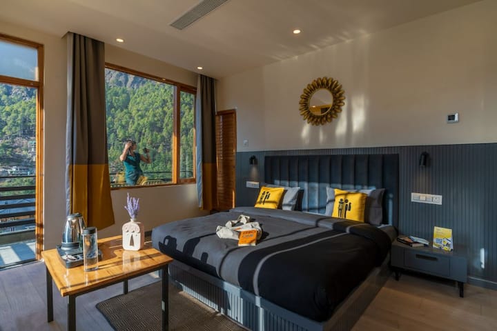 Kasol Calm: Mountain View Stay - Kasol