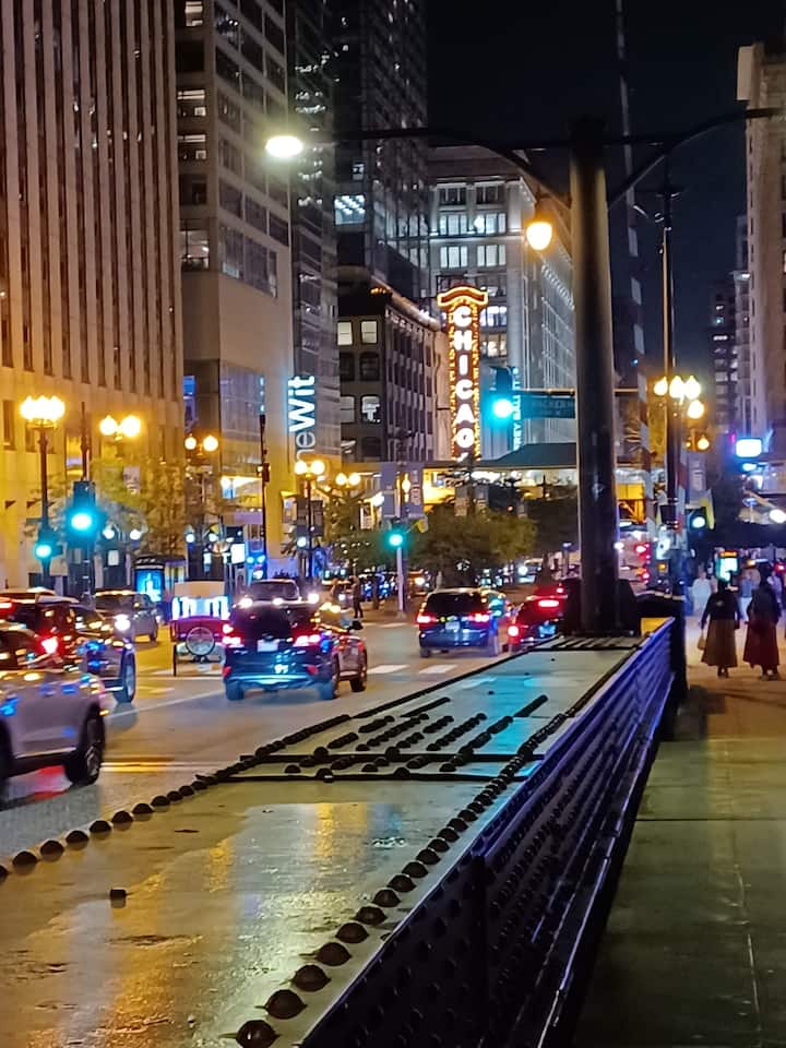 A Uneek Space & Place - Chicago, IL