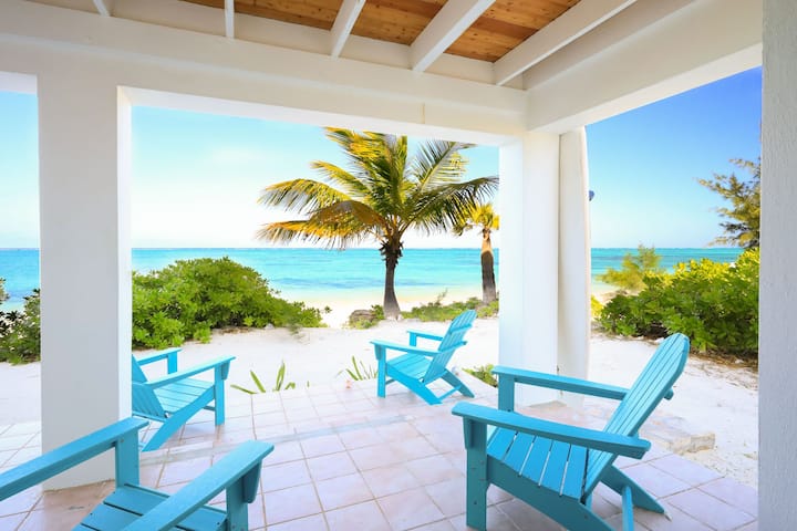 Triton - Beachfront Bliss, Sunrise To Sunset - Turks and Caicos Islands