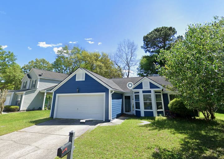 Pvt Rm In Quiet Family Home! - Mount Pleasant, SC