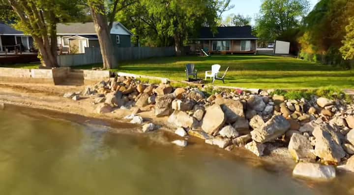 Lake Erie Retreat:waterfront Apt - Amherstburg