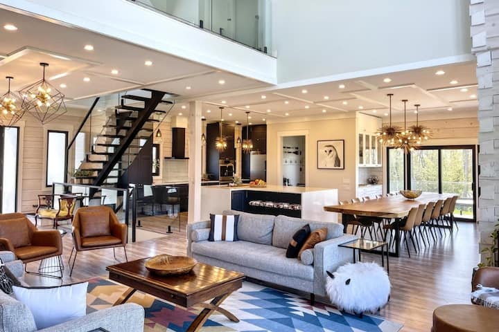 Luxury Lilac Lakehouse: 4 Suites - 愛德華王子縣