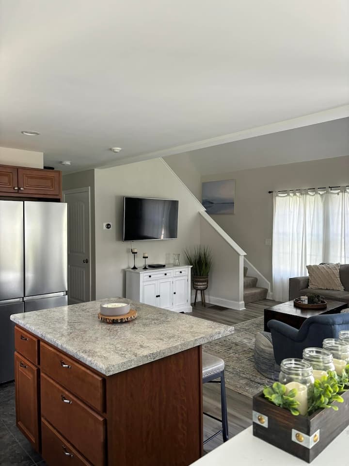 Weirs Beach Gem! 12 Min To Gunstock! - Laconia, NH