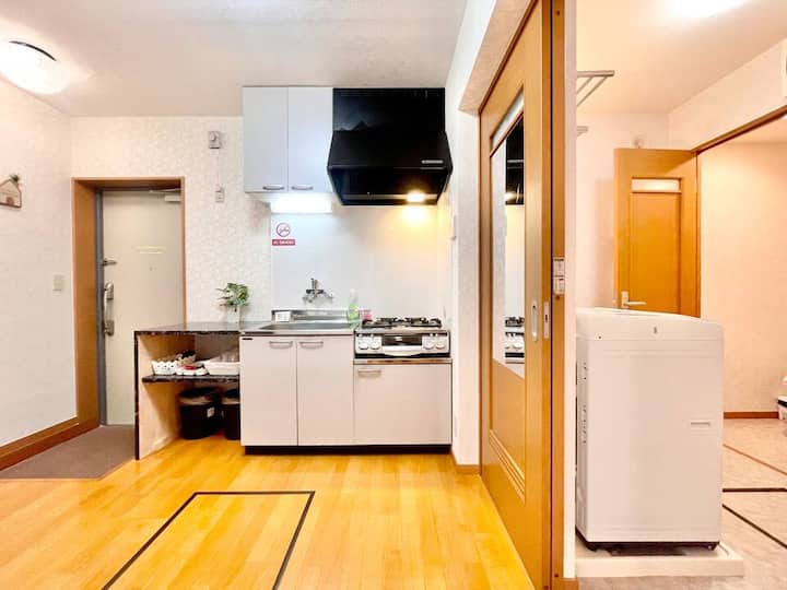 高田马场101t-位于新宿地区中心位置,非常适合家庭和情侣,距离山手線高田馬場駅6分钟交通非常便利。 - Shinjuku