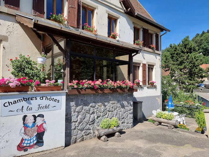 Chambre Avec Cuisine Et Sauna. - 멍스떼흐
