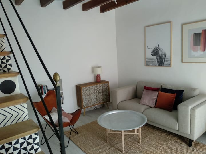 Cozy & Stylish Townhouse Stay - Mallorca