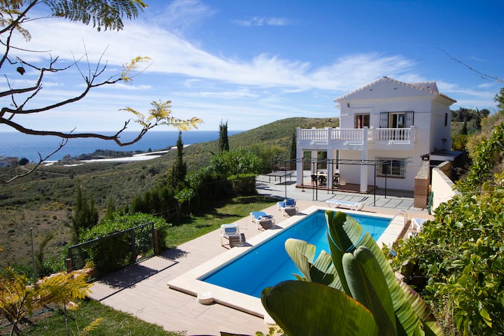 Juncos De Mar - Vélez-Málaga