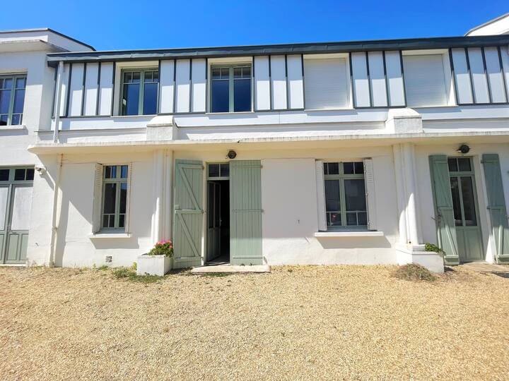 Grande Villa Familiale Le Pouliguen Mais 13500 - Le Pouliguen