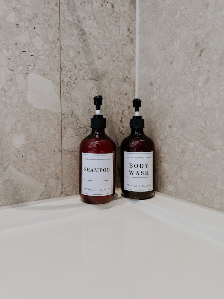 Modern, Gerenoveerd App; Ideale Ligging Met Terras - Gand