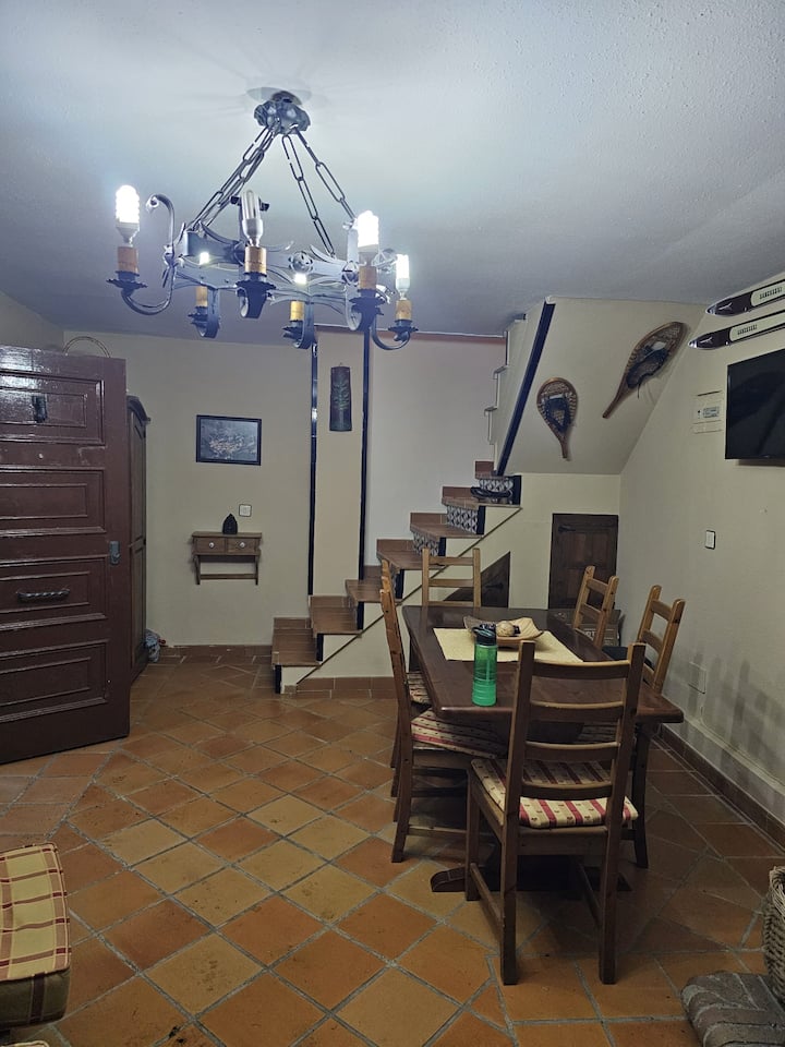 Casa Tuiza Riba - Lena