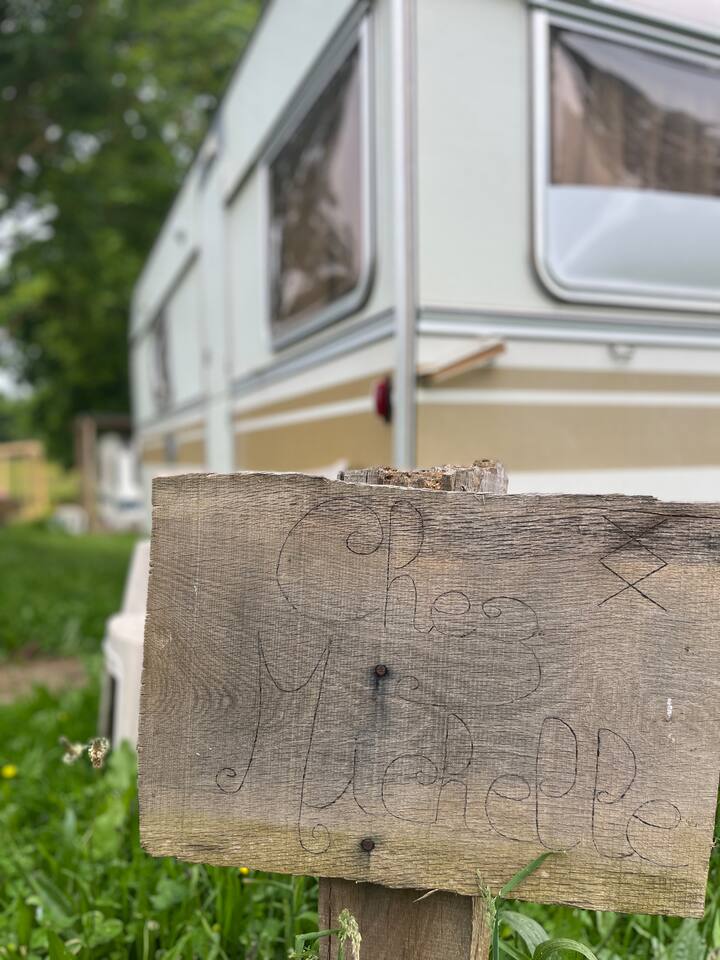 Séjour Insolite En Caravane : Massage & Balnéo - Gueugnon