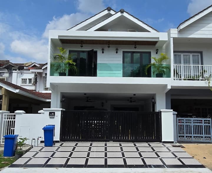 Casa De Aifa - Kota Damansara