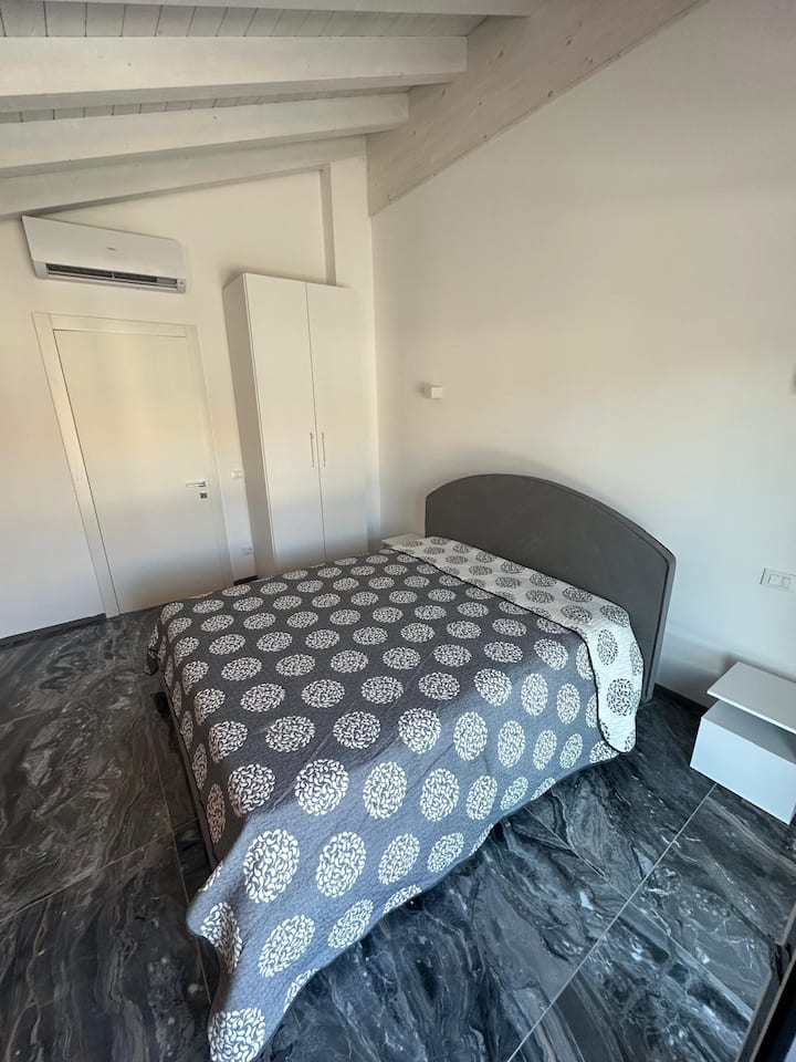 La Dimora Dell'aquila - 6pax - Castelnuovo del Garda