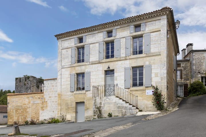 Gîte Maison Flingou (10 Pers) - Saintes