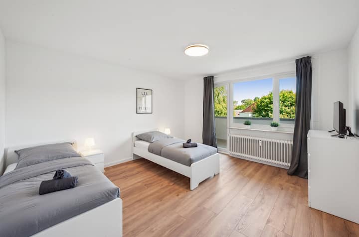 Monteurwohnung Für 6 Personen In 63456 Großkrotzen - Aschaffenburg