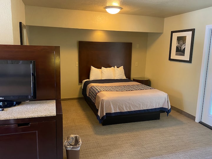 King Suite Ada - Atascadero, CA