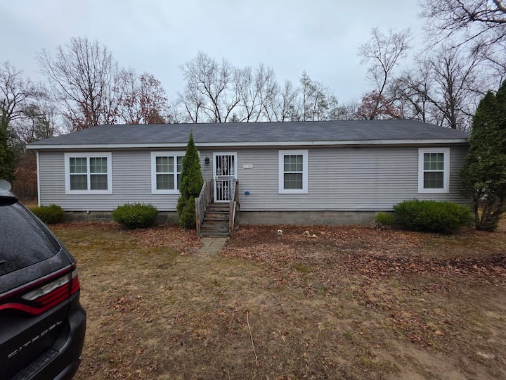 3 Bedroom House In Baldwin, Mi. - Baldwin, MI